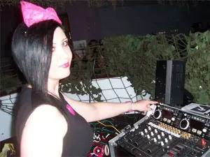 Tracey 'Electric Dream' McKenzie Tickets, Tour and Concert Dates – www ...